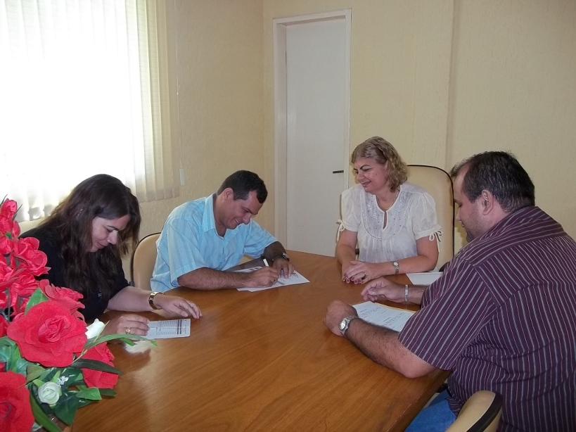 Professor Concursado toma Posse - Coordenadoria Regional de ...